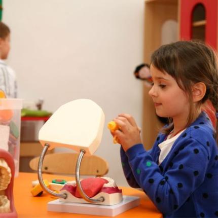 Masa pentru gradinita ROTUNDA - magulcuaripi.ro